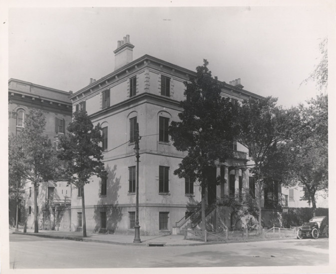 Juliette-gordon-low- Family Home in Savannah Ga in 1860 - Heeter Pably1941